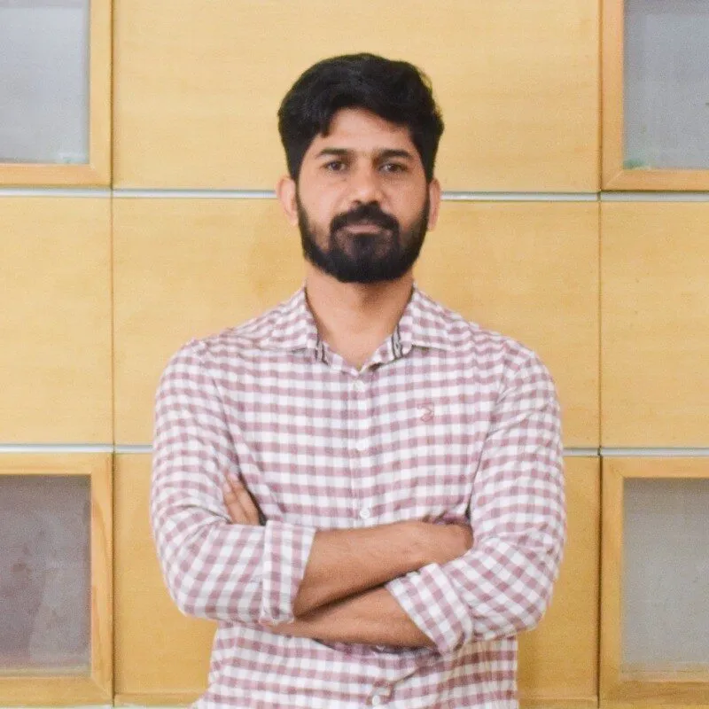 Mr. Muhammad Zeeshan Aslam - Sir Syed CASE Institute of Technology